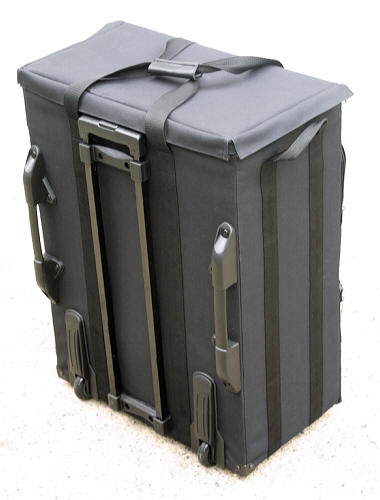 26"x19.5"x11" Rolling Sample Case – Portfolios and Art Cases